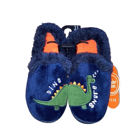 wonder nation | Shoes | Dinosaur Slippers | Poshmark